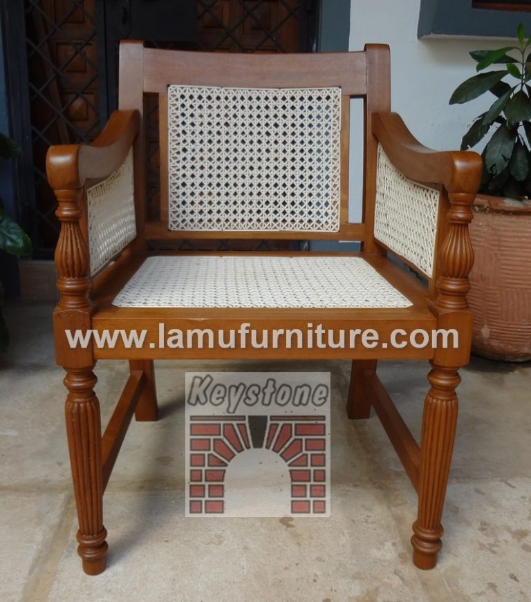 LS Chair 29 – Lamu furniture